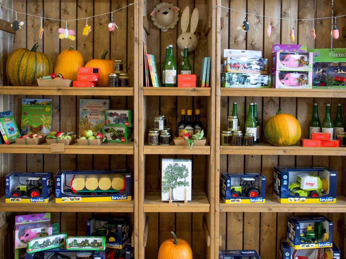 Farm Shop | Hogshaw Farm & Wildlife Park